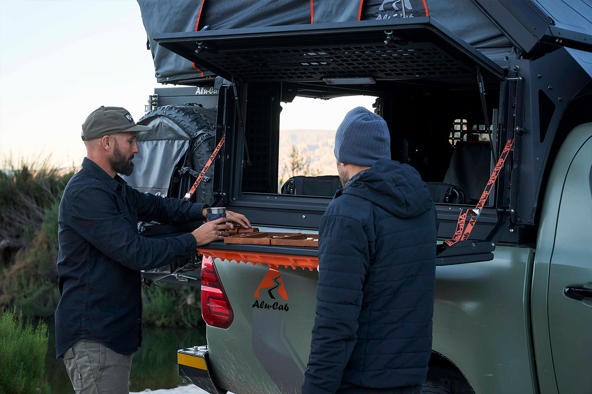 Alu-Cab Camper MaxTrax Side Table | Fold-Out 4x4 Table – alu-cab