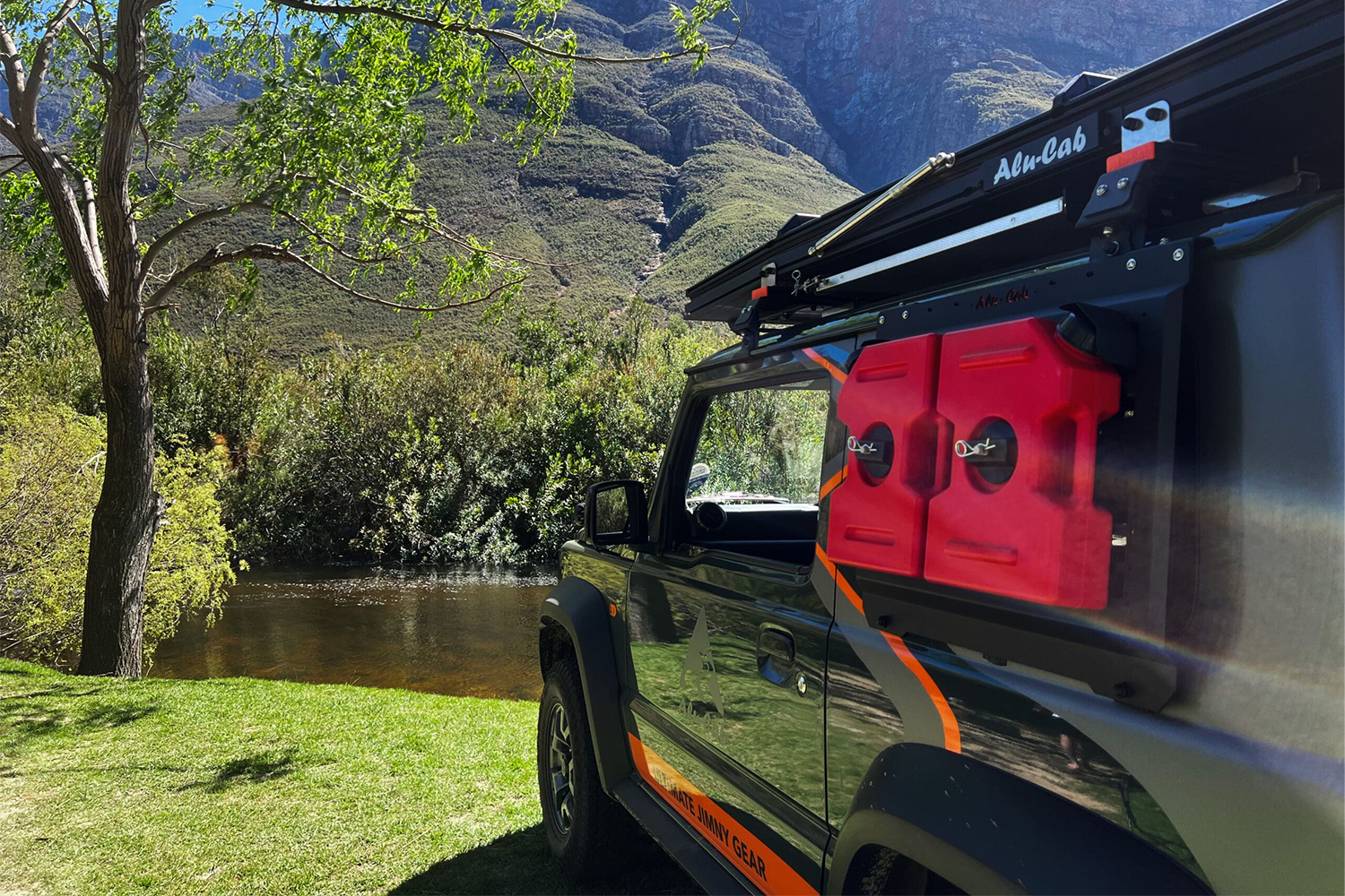 Jimny Jerry Cans | Compact, Durable Fuel & Water Storage – alu-cab