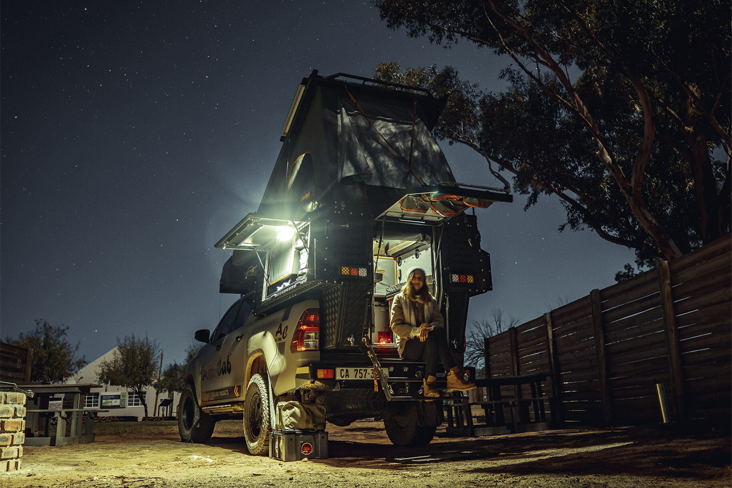 Khaya 4-Sleeper | Family-Ready Ute Bed Camper – alu-cab