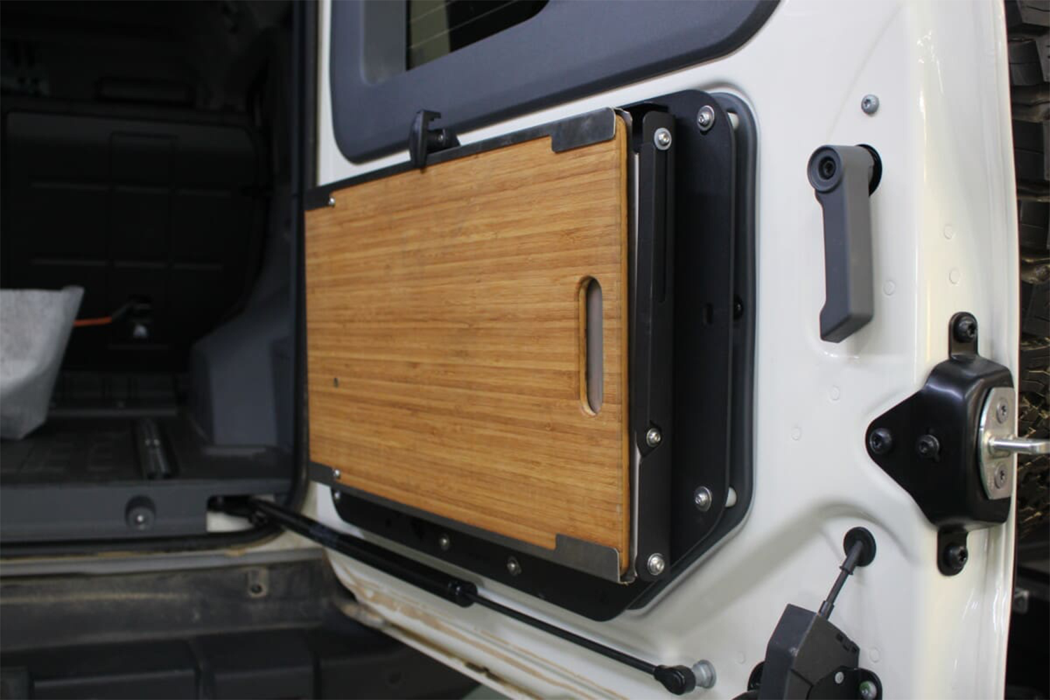 INEOS Grenadier Rear Drop-Down Table & Mounting Bracket | Compact Rear ...